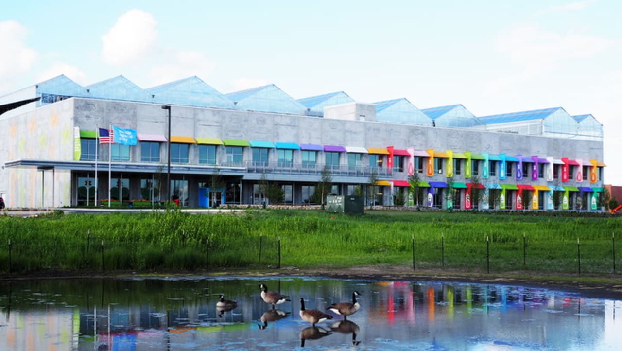 Here's A Look Inside The World's First LEED Platinum Certified Factory ...