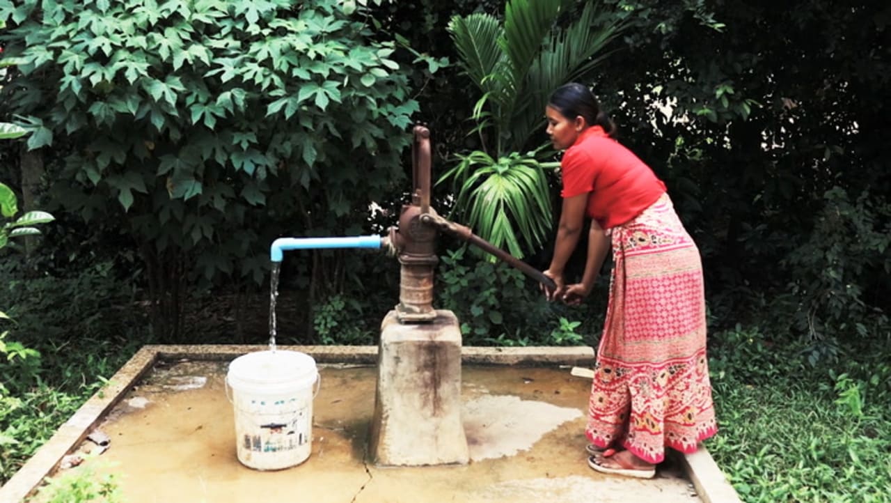 How Do We Solve The Water Crisis In The Developing World? | Video ...