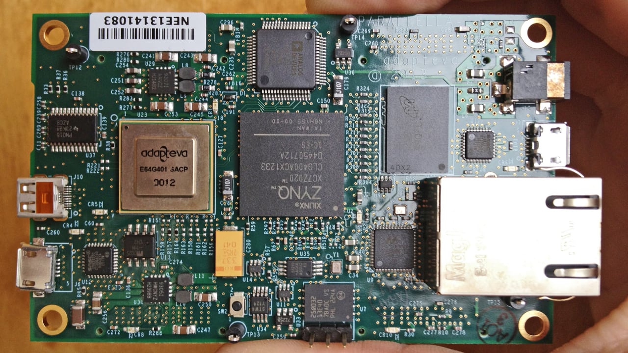 Parallella, The Cheap Palmtop Supercomputer, Goes Open Source