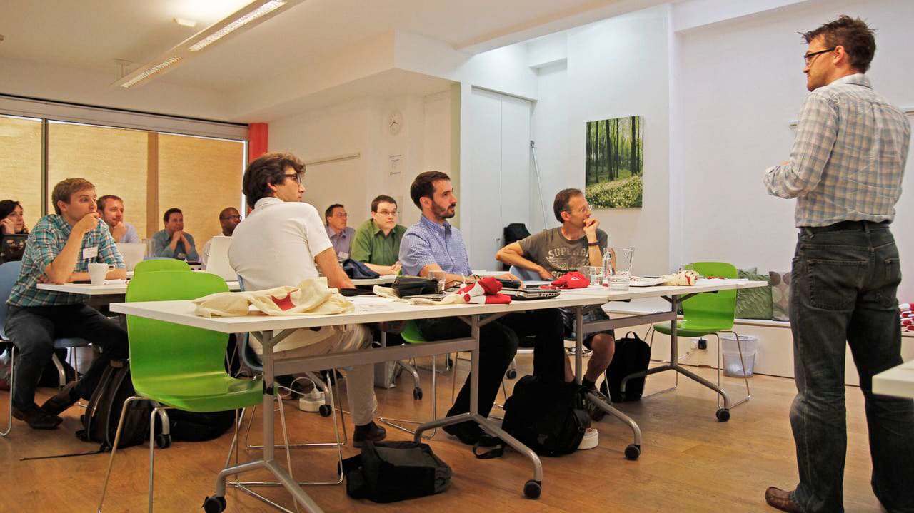 How To Make Room For Experts In Your App