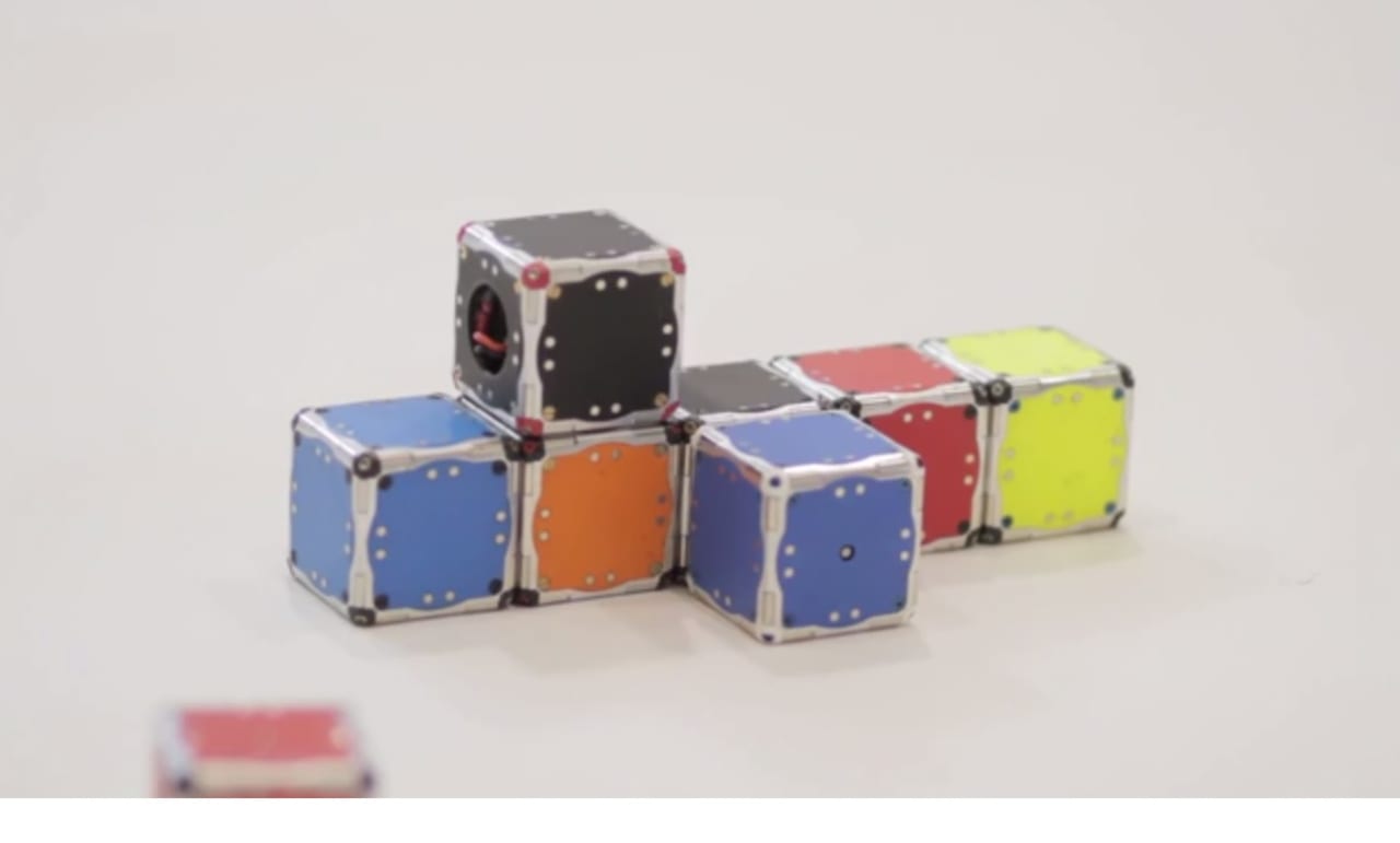 These Self-Assembling Cube Robots Are The Coolest Thing You’ll See Tod