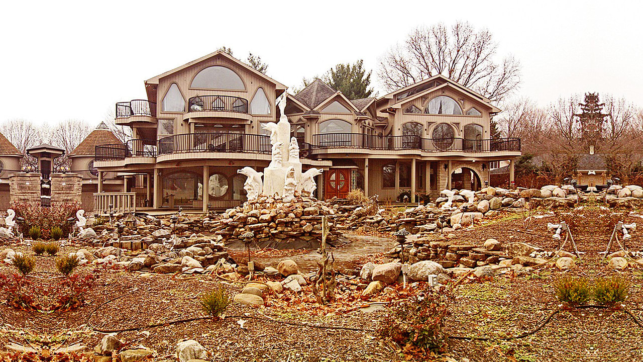 Is This The Ugliest House In America 