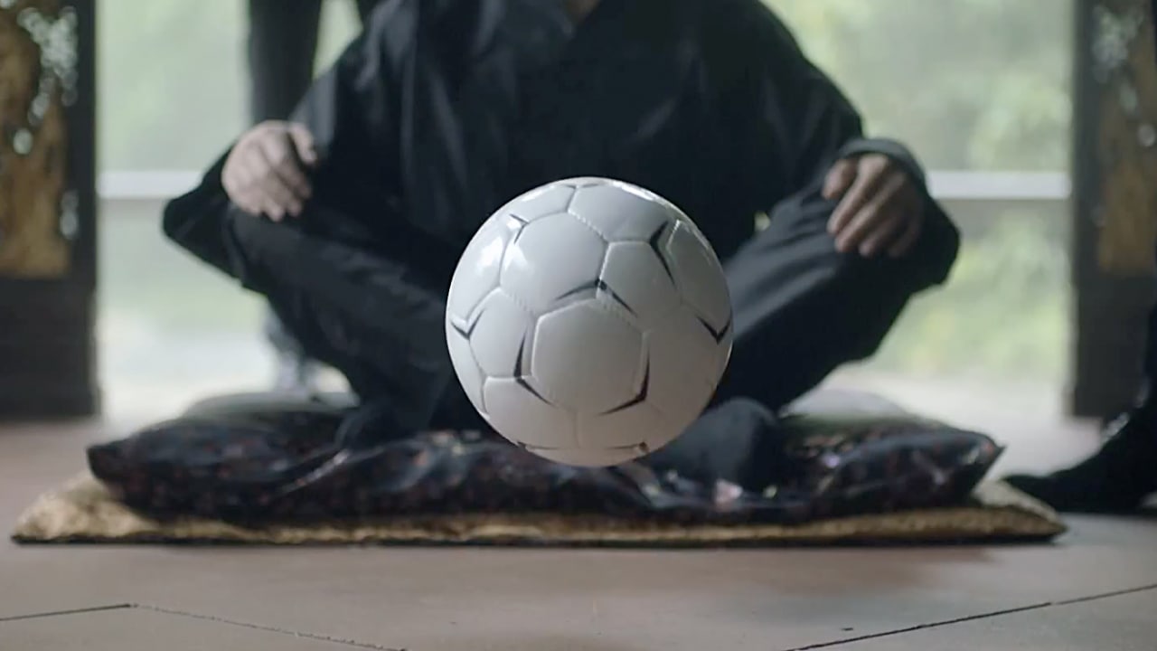 Messi, Ronaldo And Other Soccer Elites Form Team Earth To Battle Alien