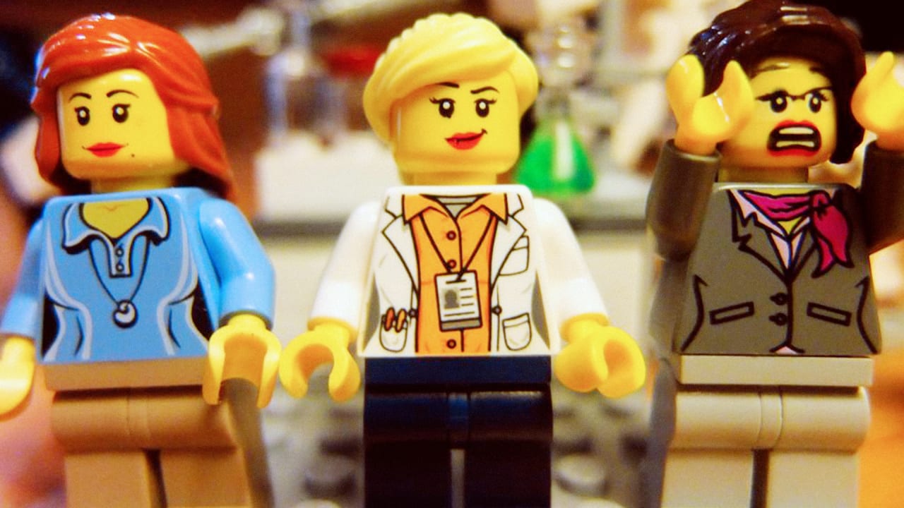 Human Female Scientist Creates Popular Twitter Account With Lego Femal