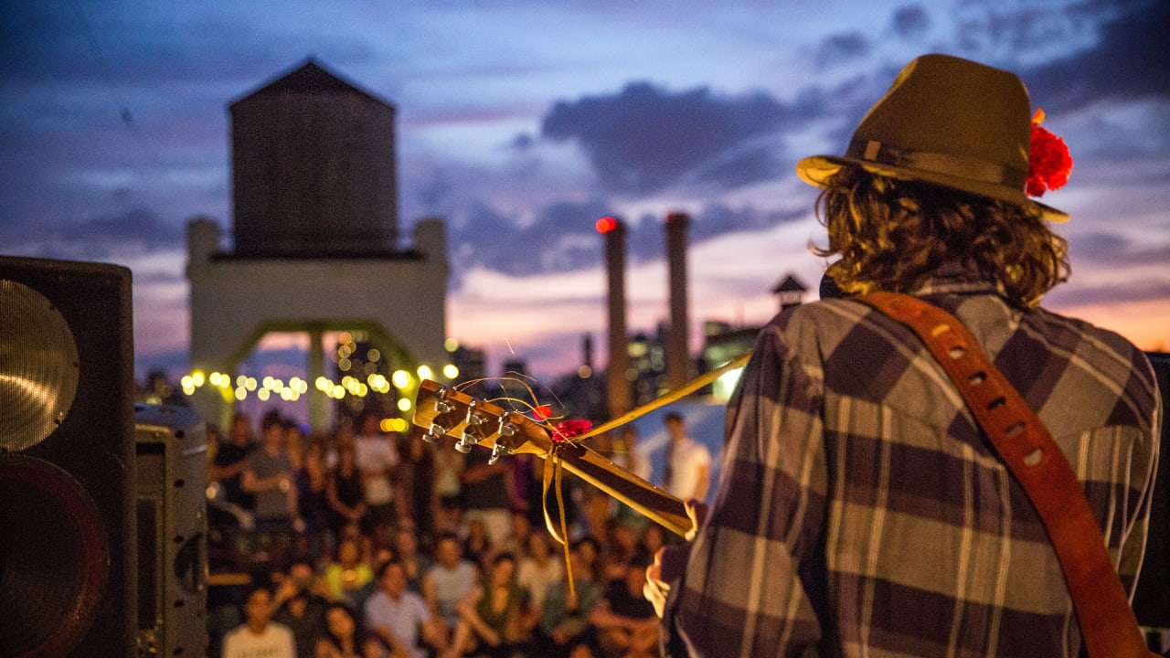Subway Sets Brings New York City Subway Musicians Above Ground For Roo