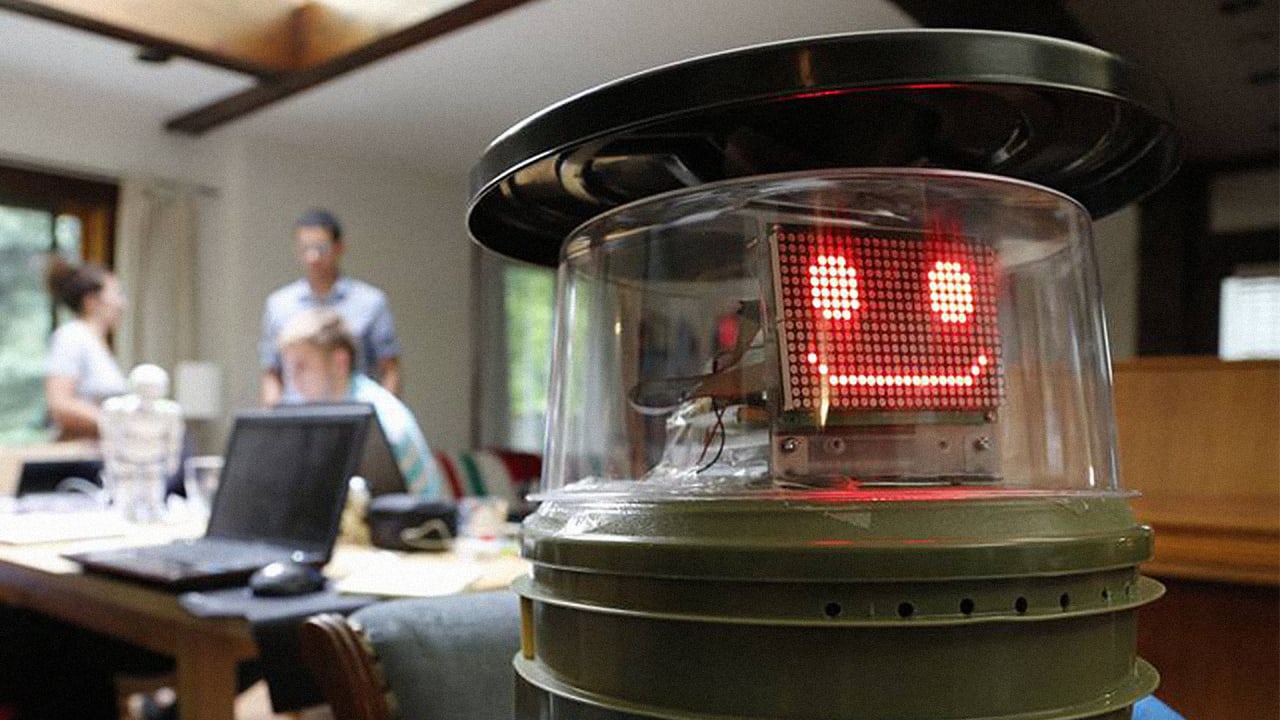 Hitchbot, The Hitchhiking Robot, Meets Its Untimely Demise At The Hand