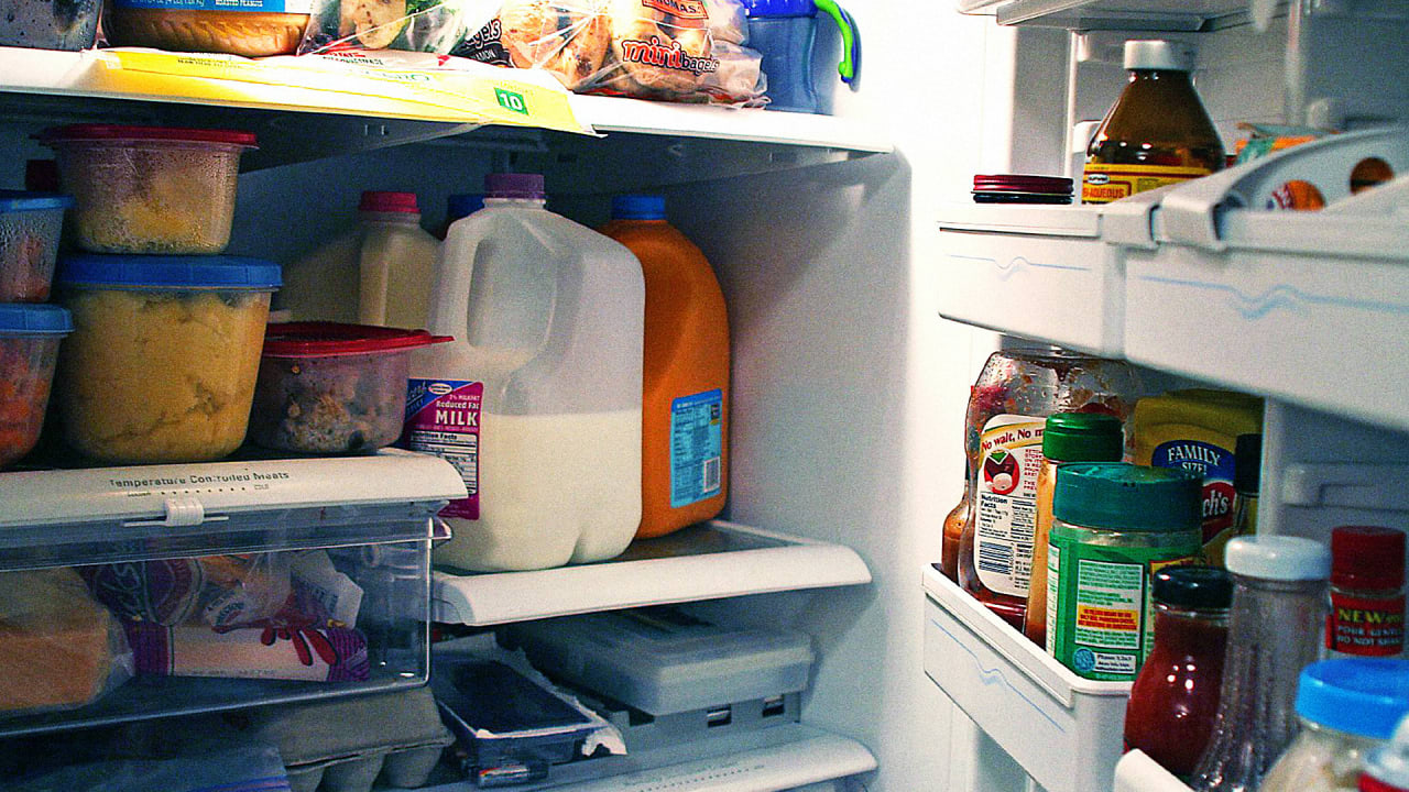 This App Alerts You If Your Food Is About To Go Bad, Then Tells You Ho