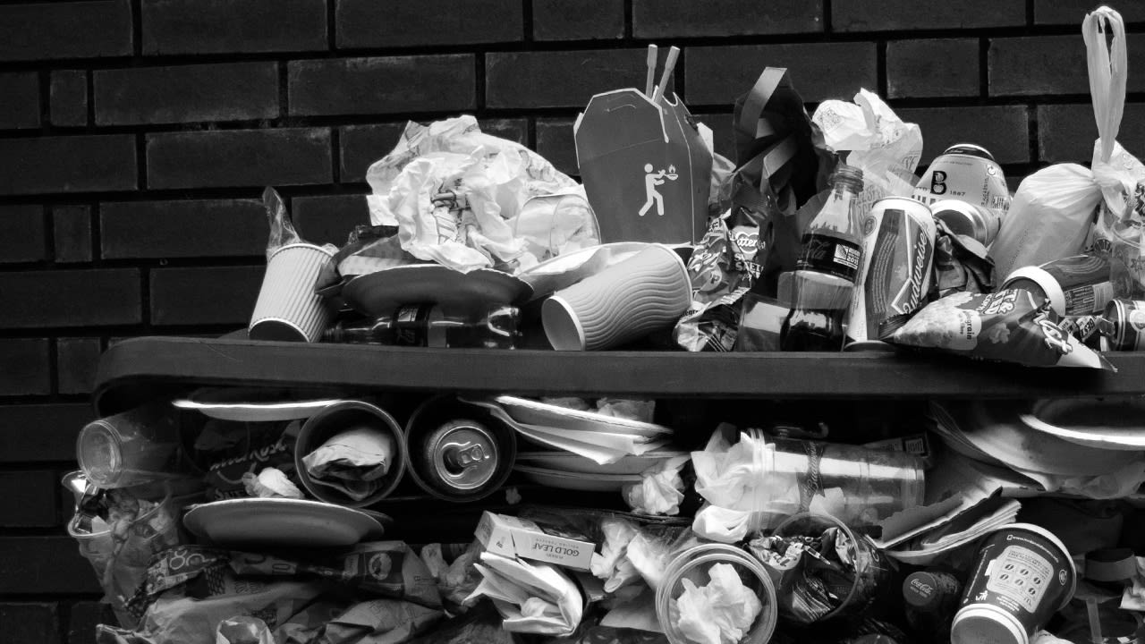 7 Ways Clutter Is Ruining Your Life 7 Ways Clutter Is Ruining Your Life