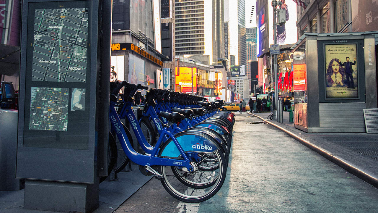 A Day In The Life Of New Yorks Citi Bike In One Mesmerizing Visualiz