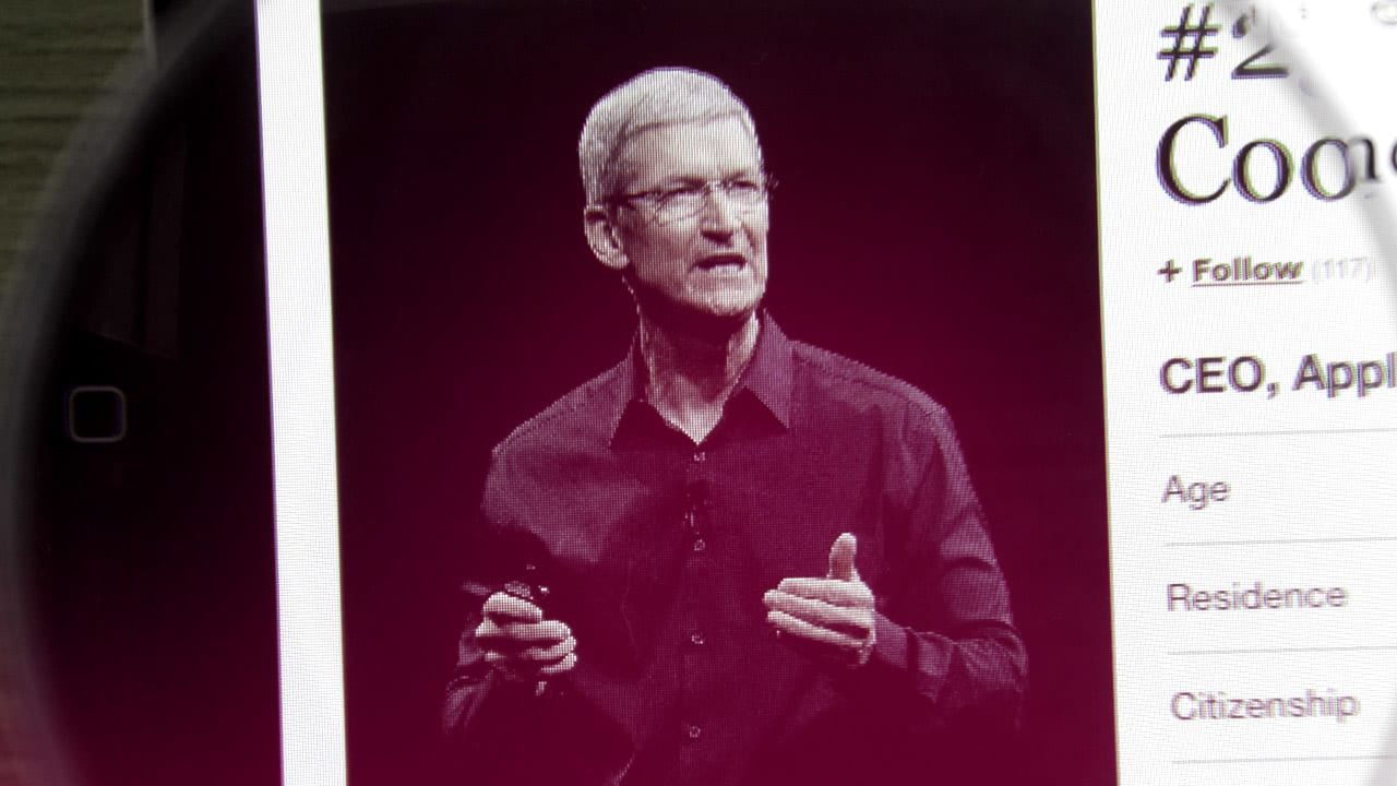 Tim Cook Sends Internal Email To Employees Discussing FBI Battle