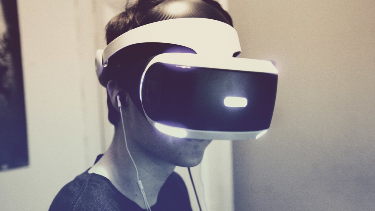 Your Guide To The World Of VR