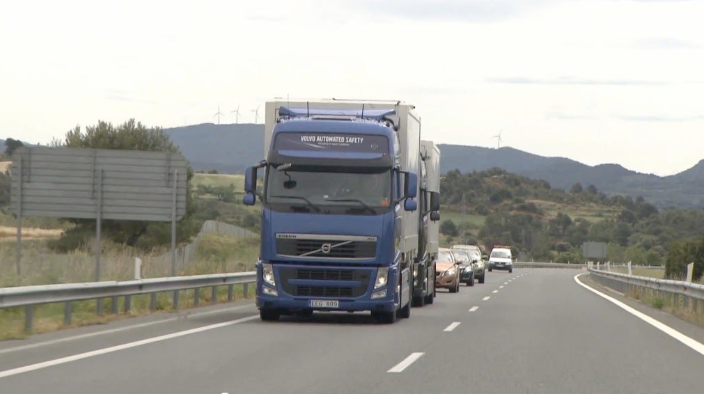 Volvo’s Self-Driving Road Trains Hit The Streets