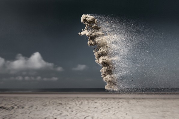 Photographer Elevates Throwing Sand To Art