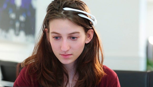 This Mind-Reading Headset Gives You The Power Of The Force