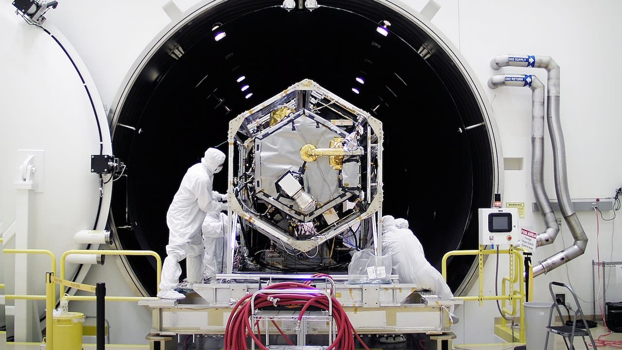How NASA Tests A Spacecraft’s Resistance To Extreme Heat And Cold