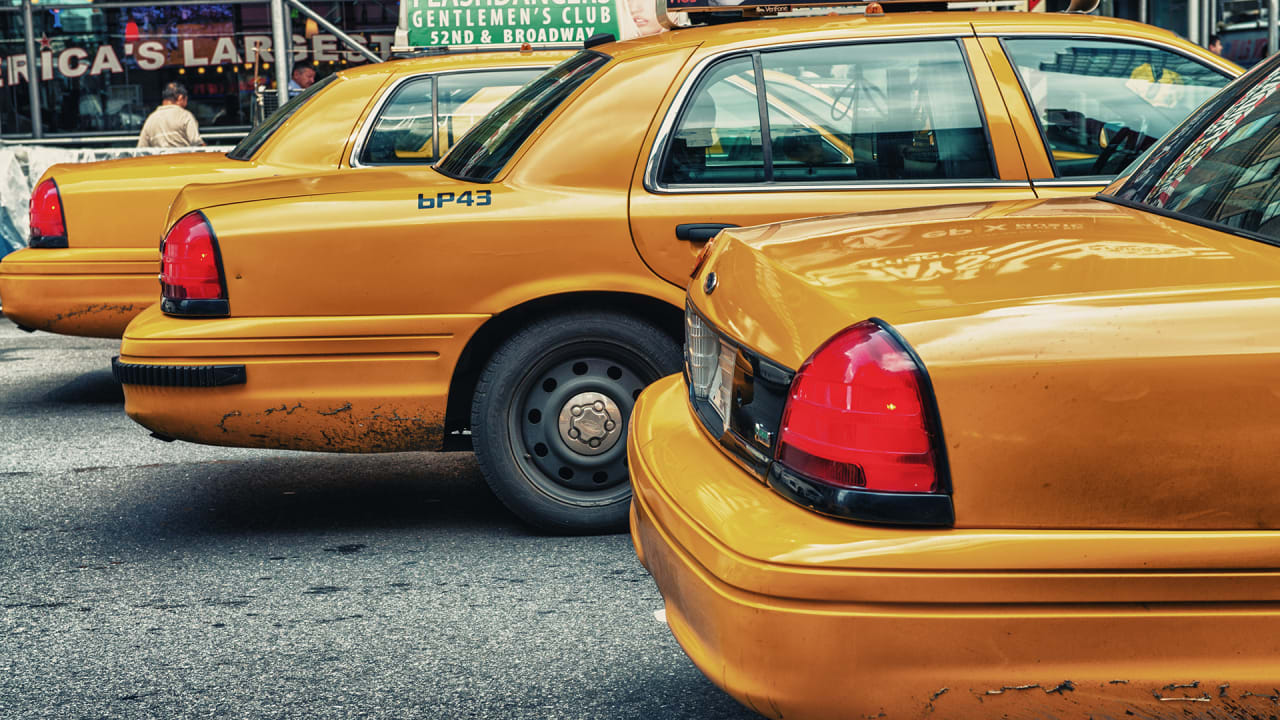 Infographic: Why We Should Share Cabs With Strangers