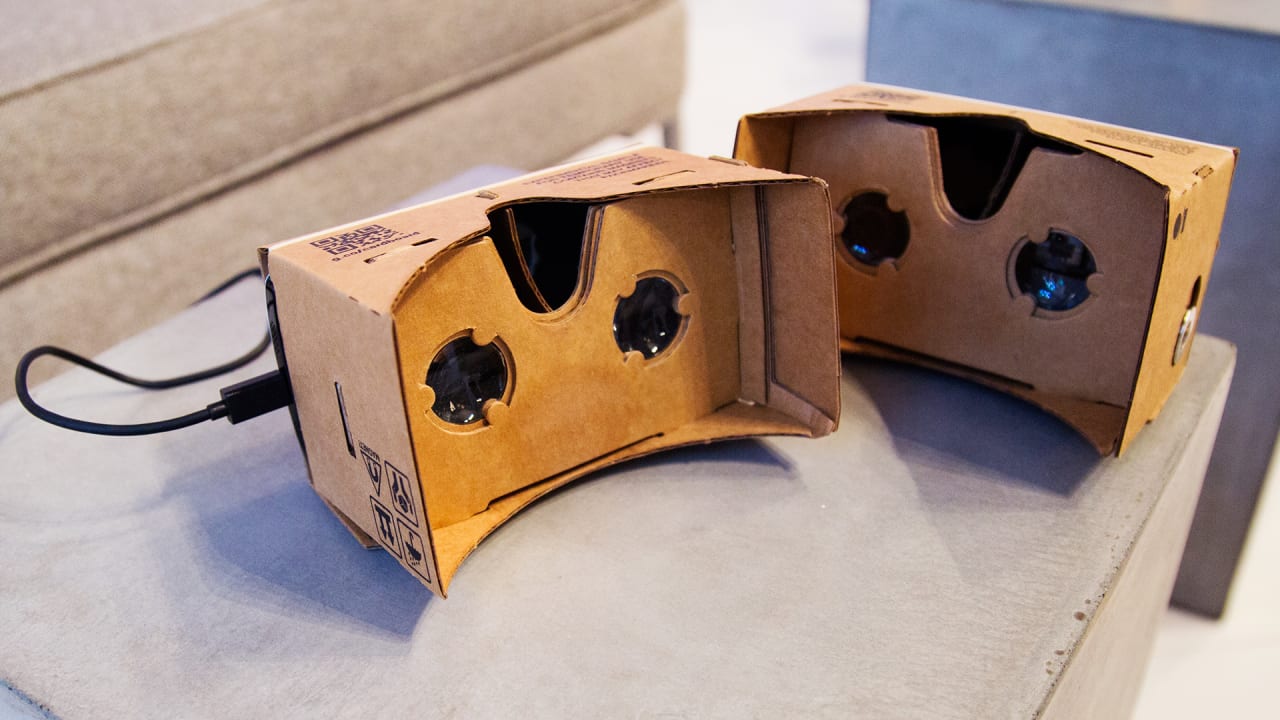 Google Is Building A New VR Headset (And Possibly The First VR OS)