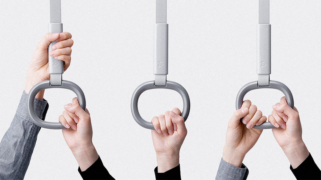 Finally, A Subway Strap Design That Eliminates Awkward Hand Touching