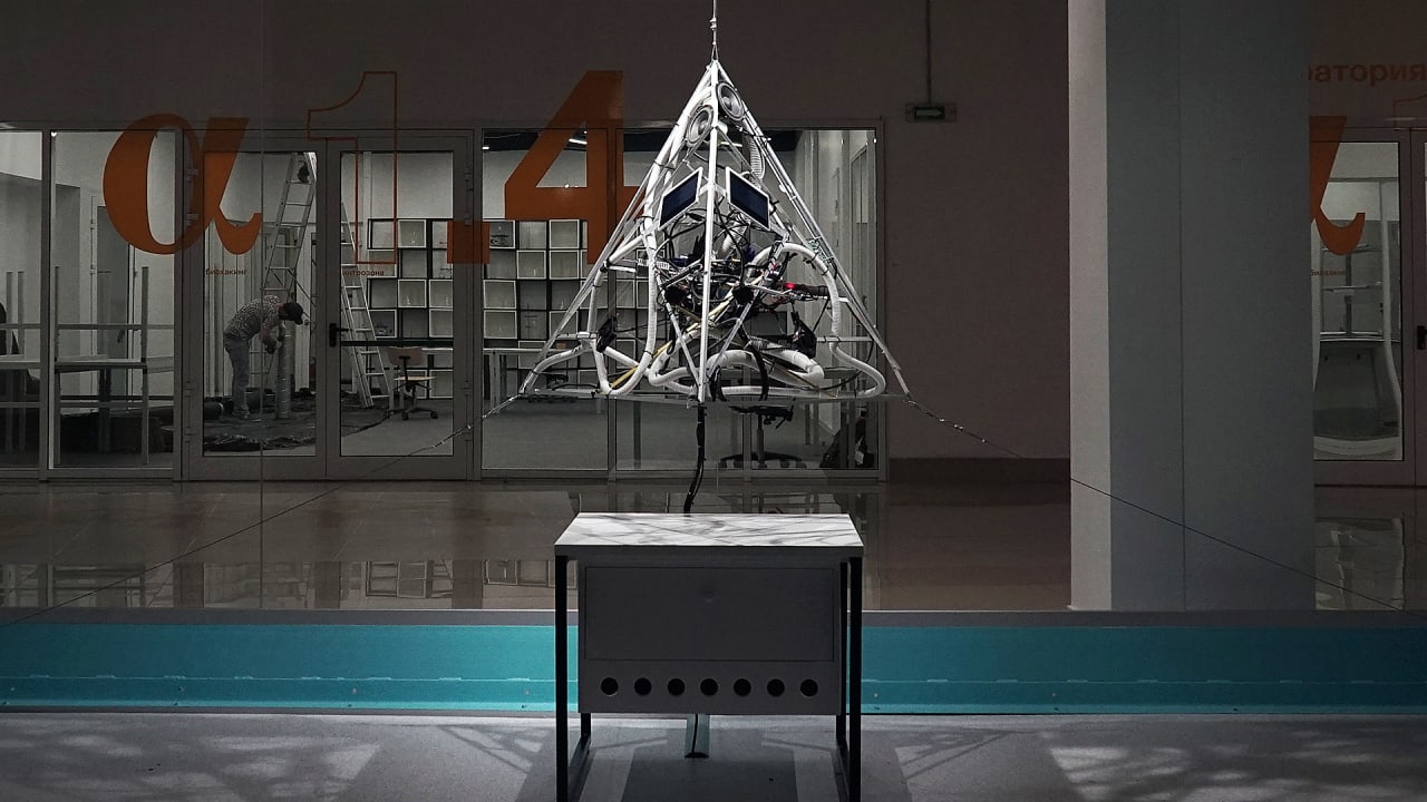 This Pyramid Sculpture Is An Interface For Brain-To-Brain Communicatio