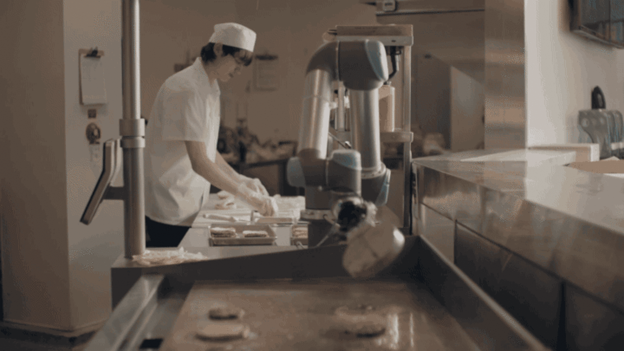 This Burger-Flipping Bot Is Actually Great AI Design