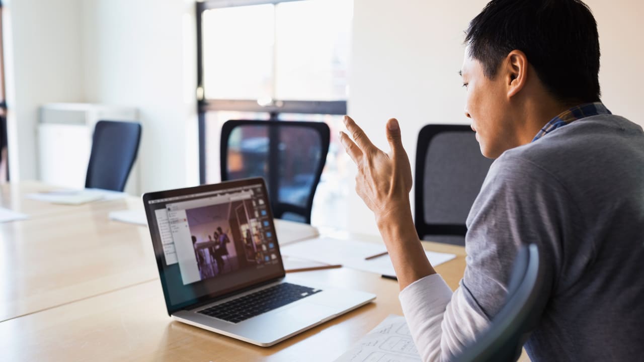 Seven CEOs’ Secrets For Running More Productive Meetings