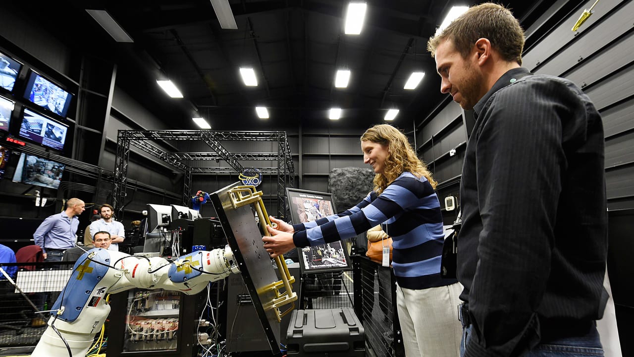 No Need To Worry About Robots Replacing Human Workers? Look At History