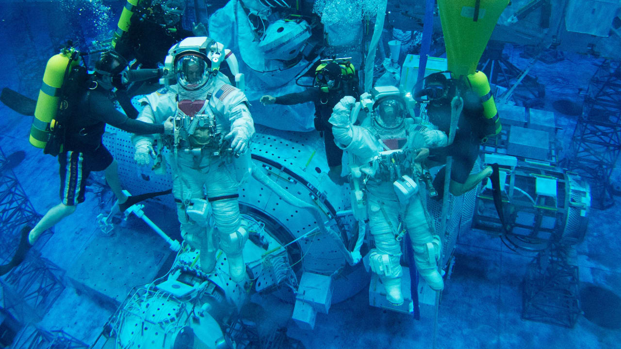 VR Masters Show Us What Astronaut Training Looks Like From The Inside