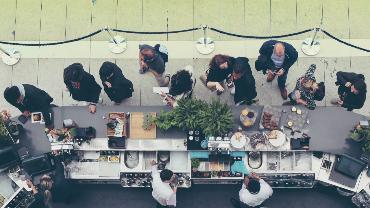 3 Times You Should Say Yes To Office Happy Hour