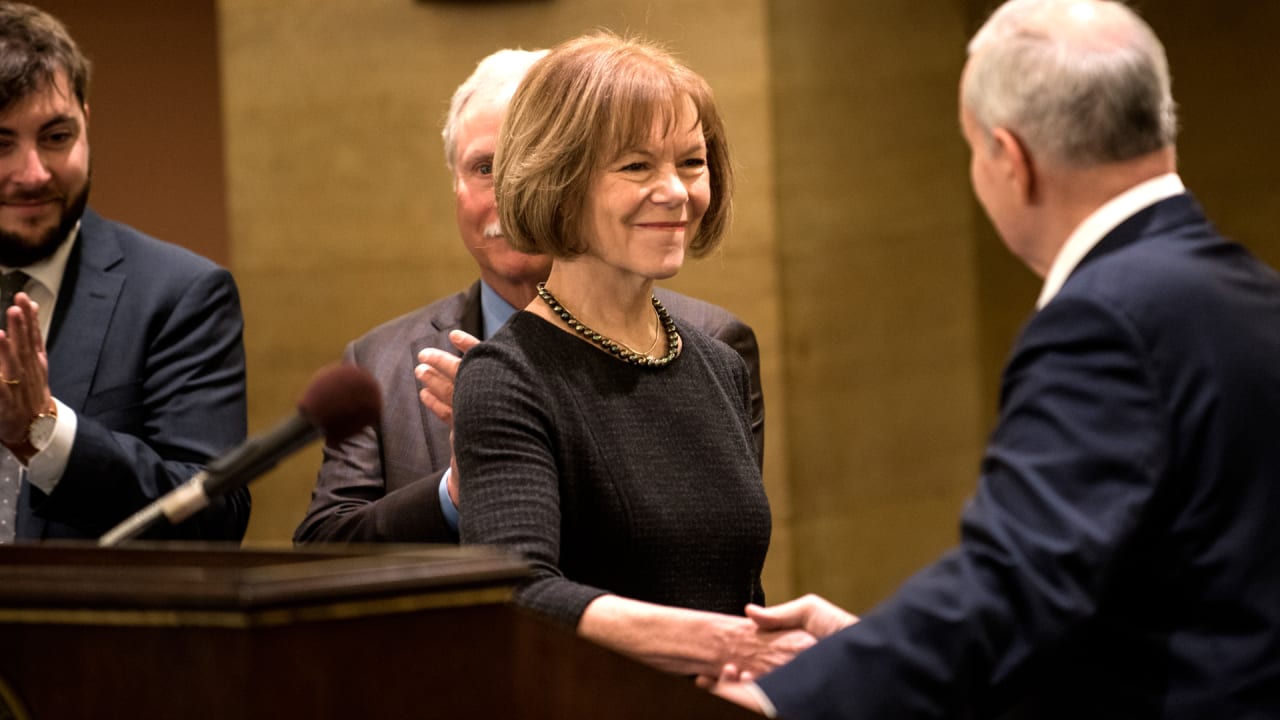 Tina Smith: 4 things to know about Al Franken’s Senate replacement Tina Smith: 4 things to know about Al Franken’s Senate replacement