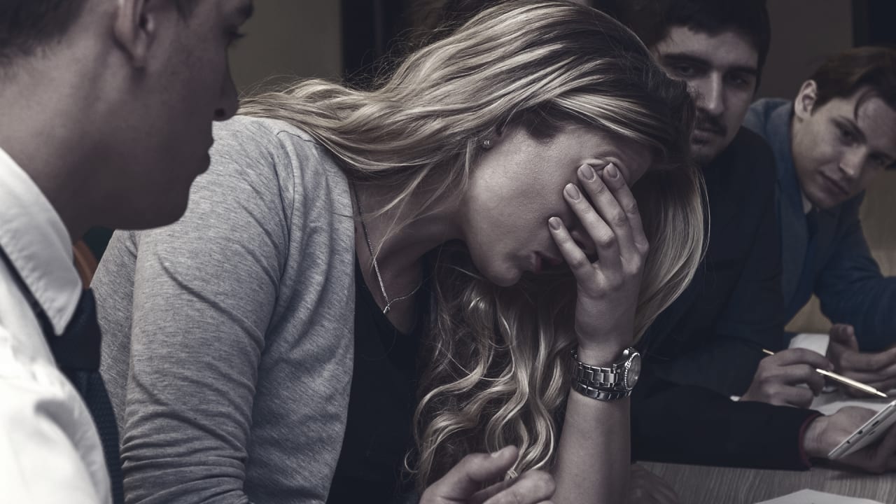 How To Be An Effective Employee When Your Team Is A Mess