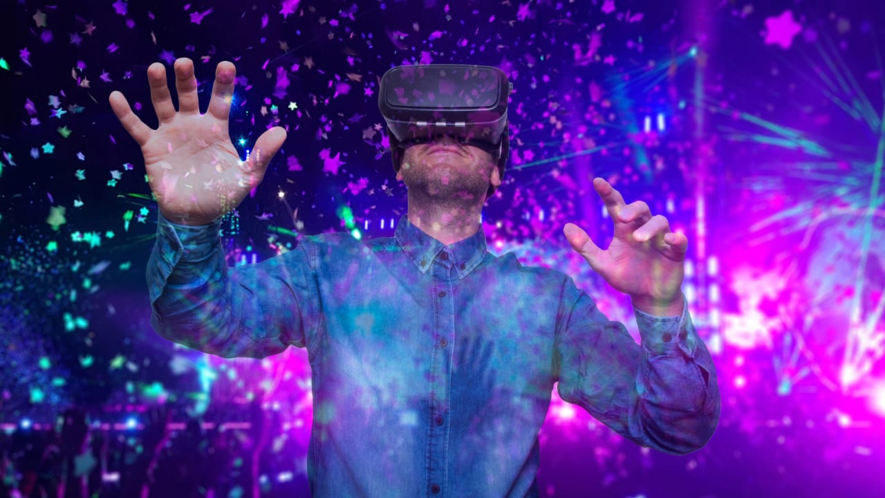 A Twitch-like VR broadcasting platform just raised $11.7M to turn you