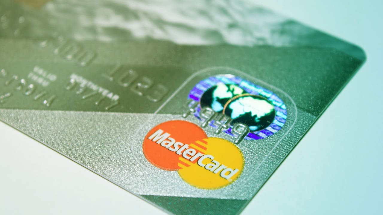 Signing off: 4 reasons Mastercard says it’s killing your signature nex