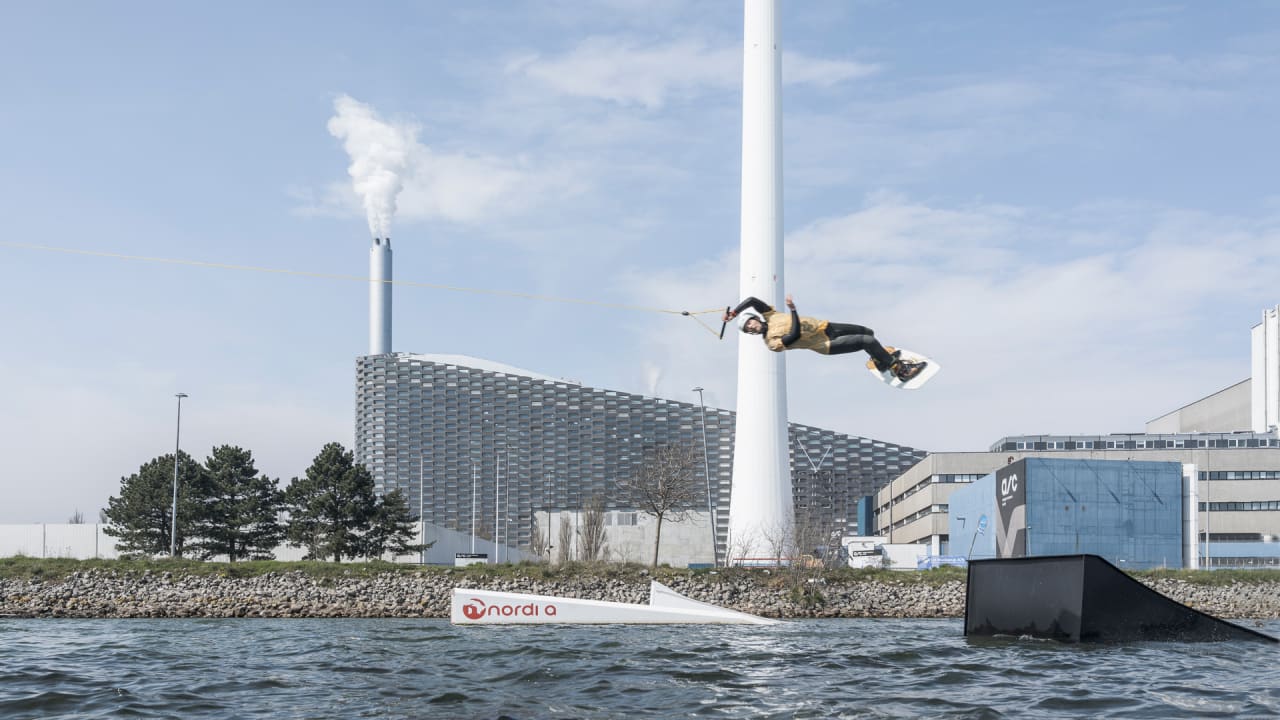 First Look: Copenhagen’s New Power Plant Doubles As A Ski Hill