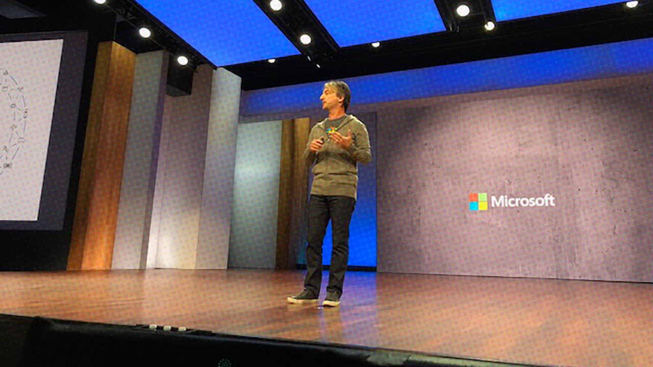 Microsoft pushes Windows to talk freely to iPhones and Android devices