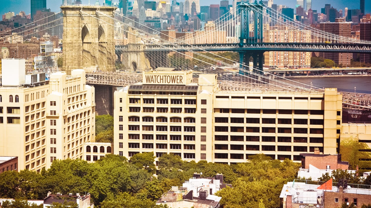 Kushner drops stake in Brooklyn’s iconic Watchtower complex