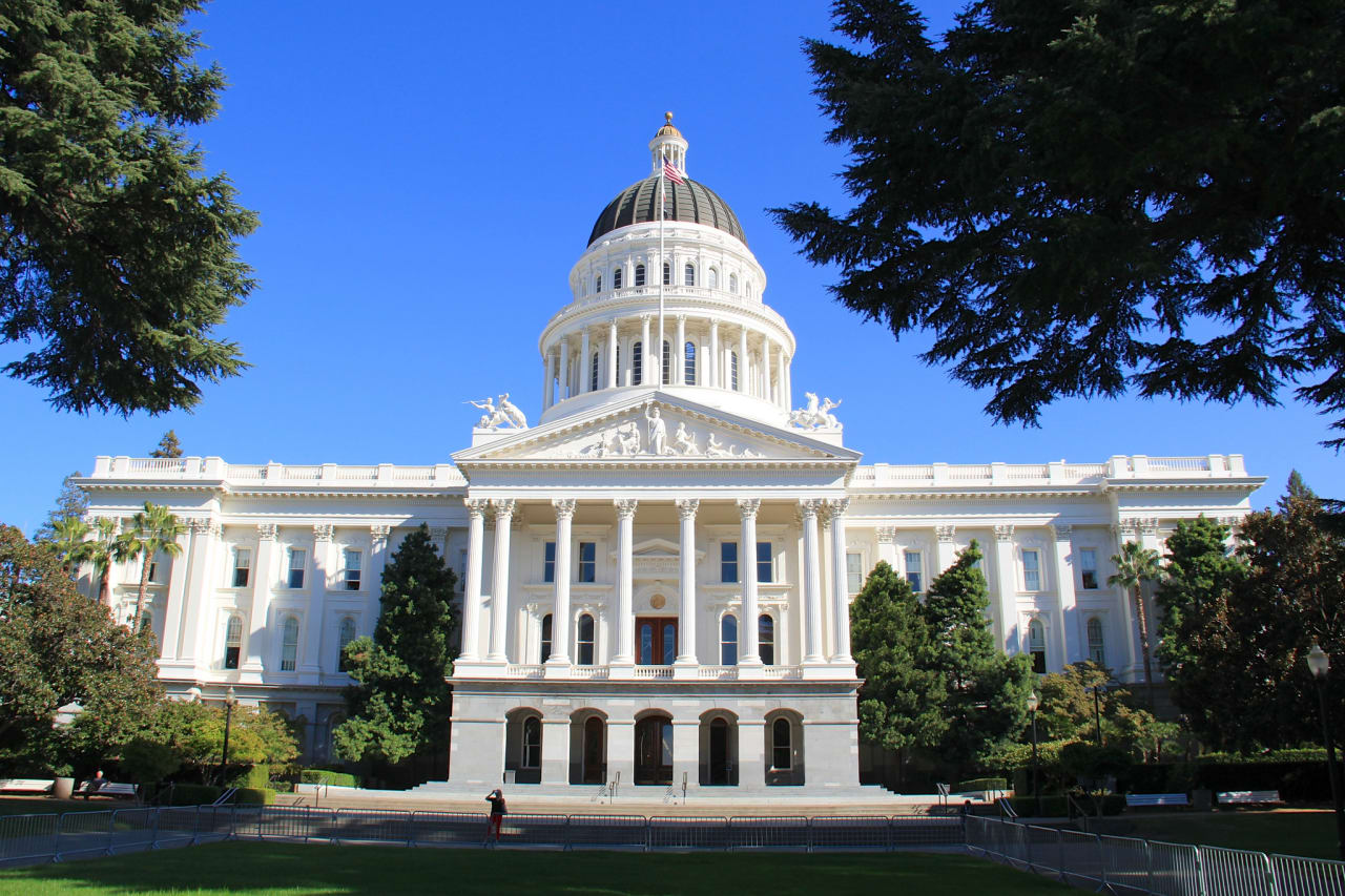 California’s ambitious net neutrality bill is back on