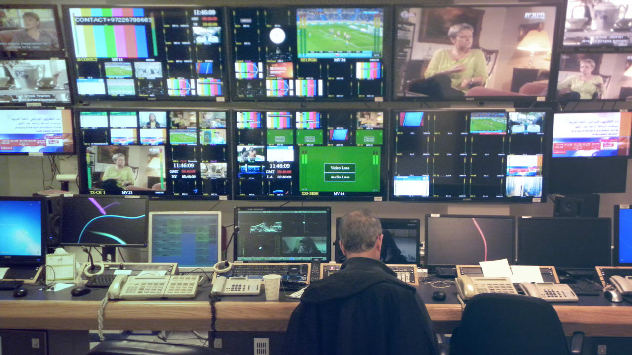 Tribune Media calls quits on its $3.9 billion merger with Sinclair