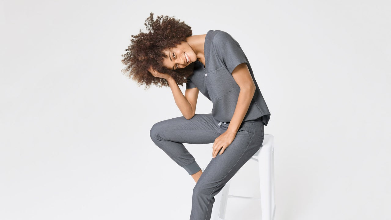 FIGS is giving the $50 billion medical attire industry a makeover