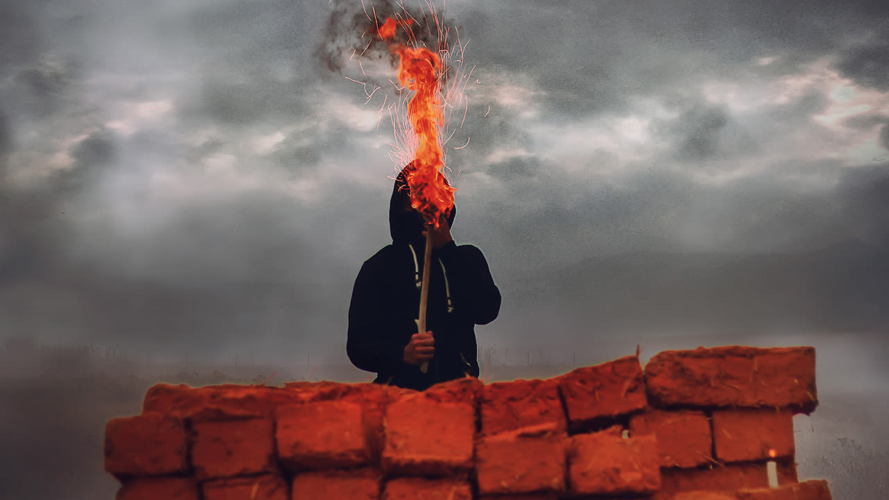 Cesar Sayoc's Facebook feed seemed like a case study in online radical