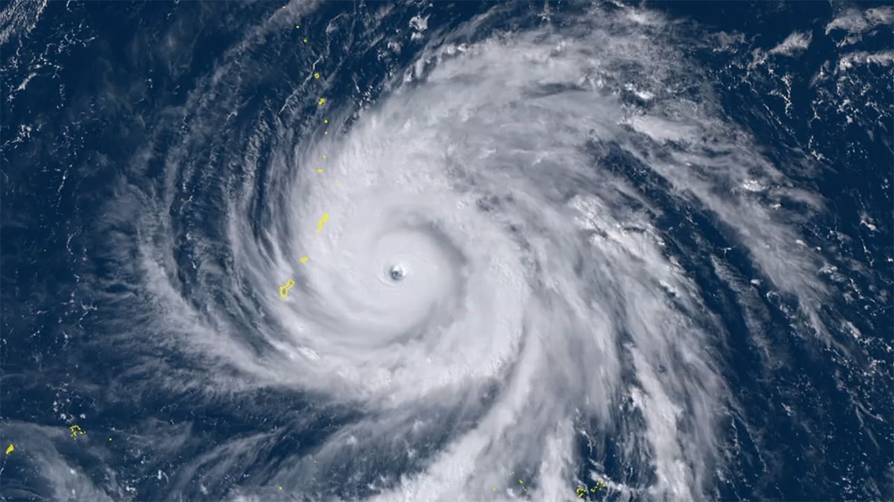 Super Typhoon Yutu: Terrifying satellite images show monster storm thr