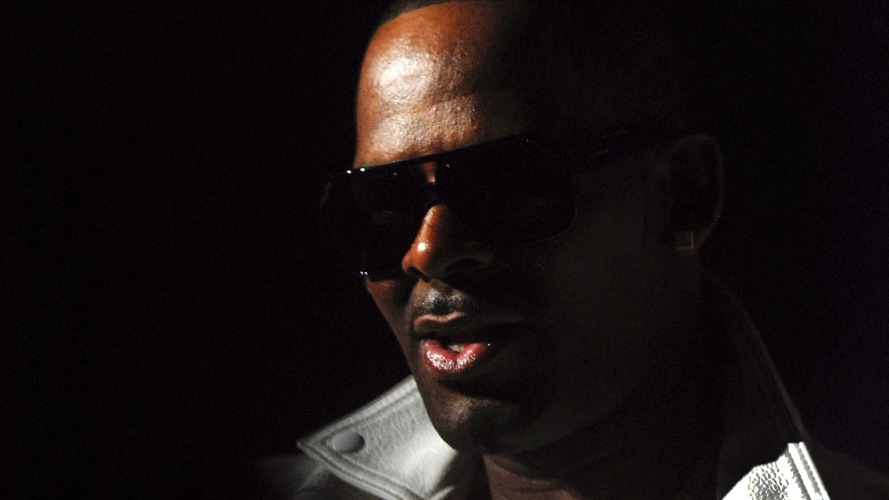 R. Kelly charged with 10 counts of criminal sexual abuse