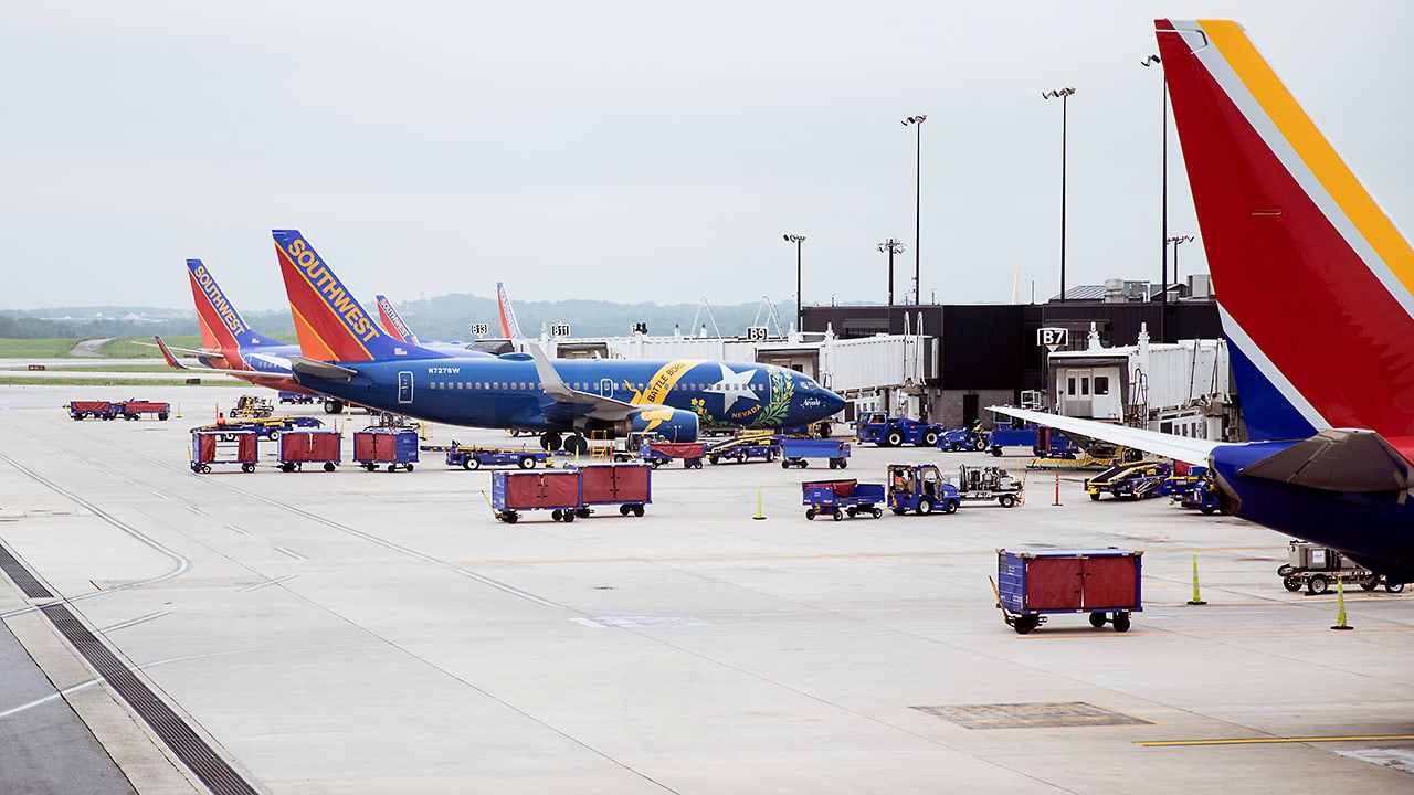 Southwest Airlines Declares Emergency Due To Broken Planes