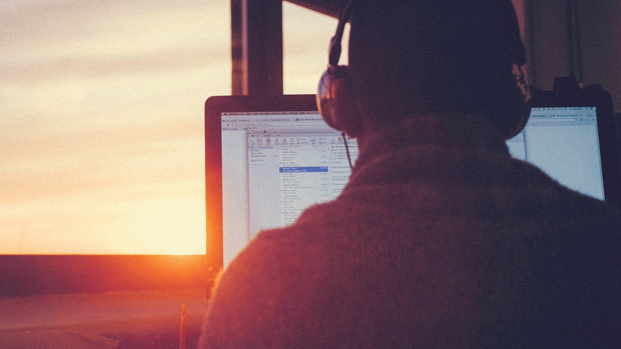 Sonos Survey Listening To Music At Work Can Make You More Productive