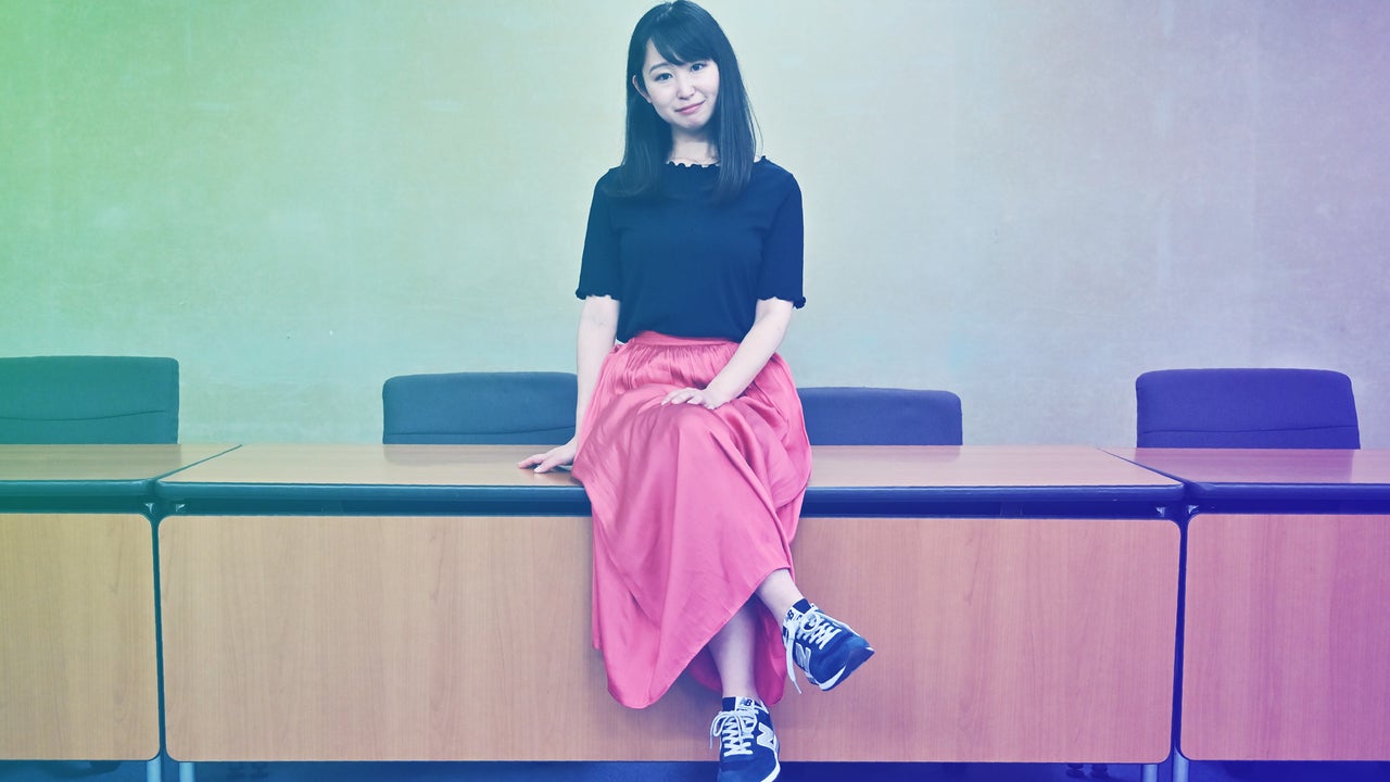 Japan women fight mandatory high heels in the workplace