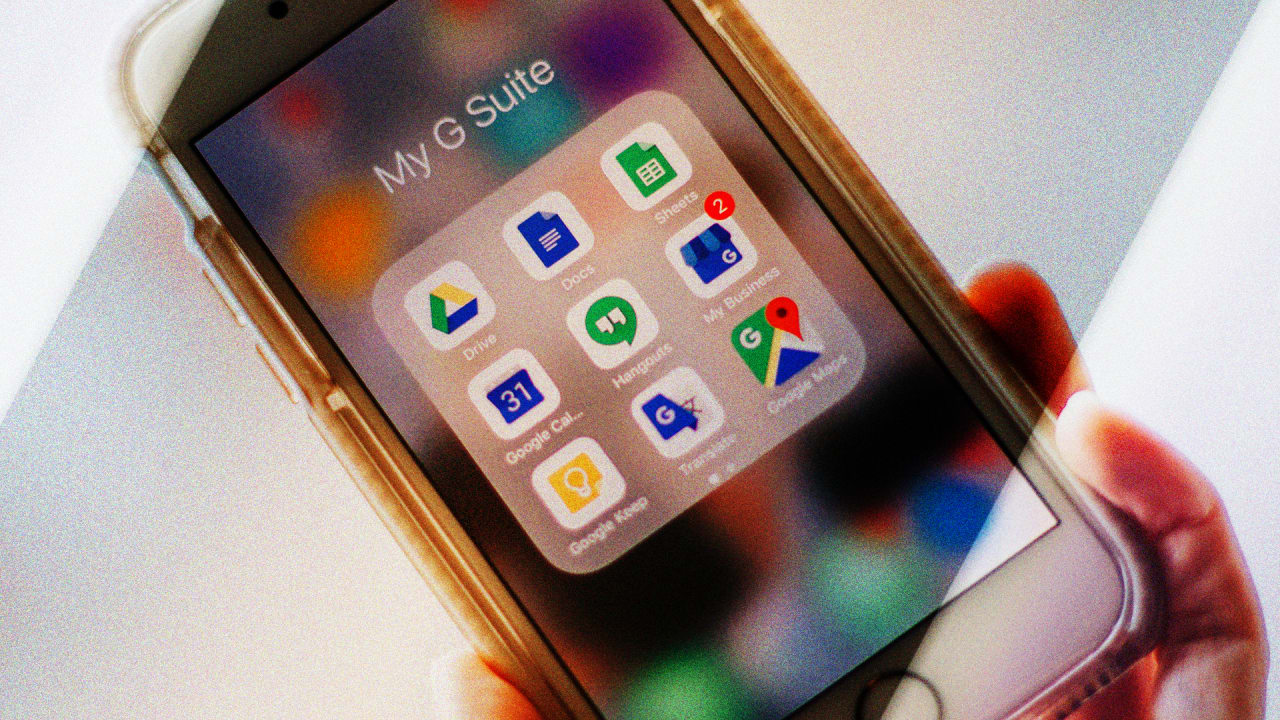 Google will keep classic Hangouts alive a little longer