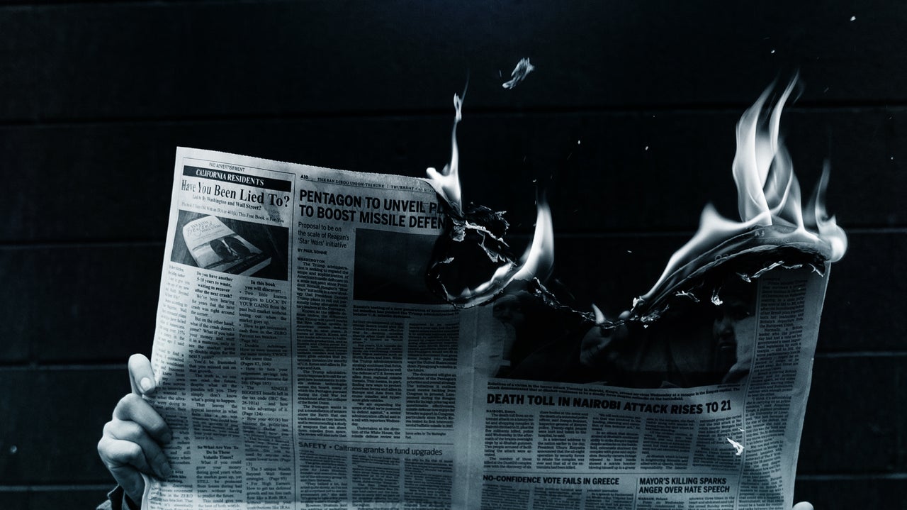 Washington Post Express Blames Phones In Brutal Final Issue washington-post-express-blames-phones-in-brutal-final-issue