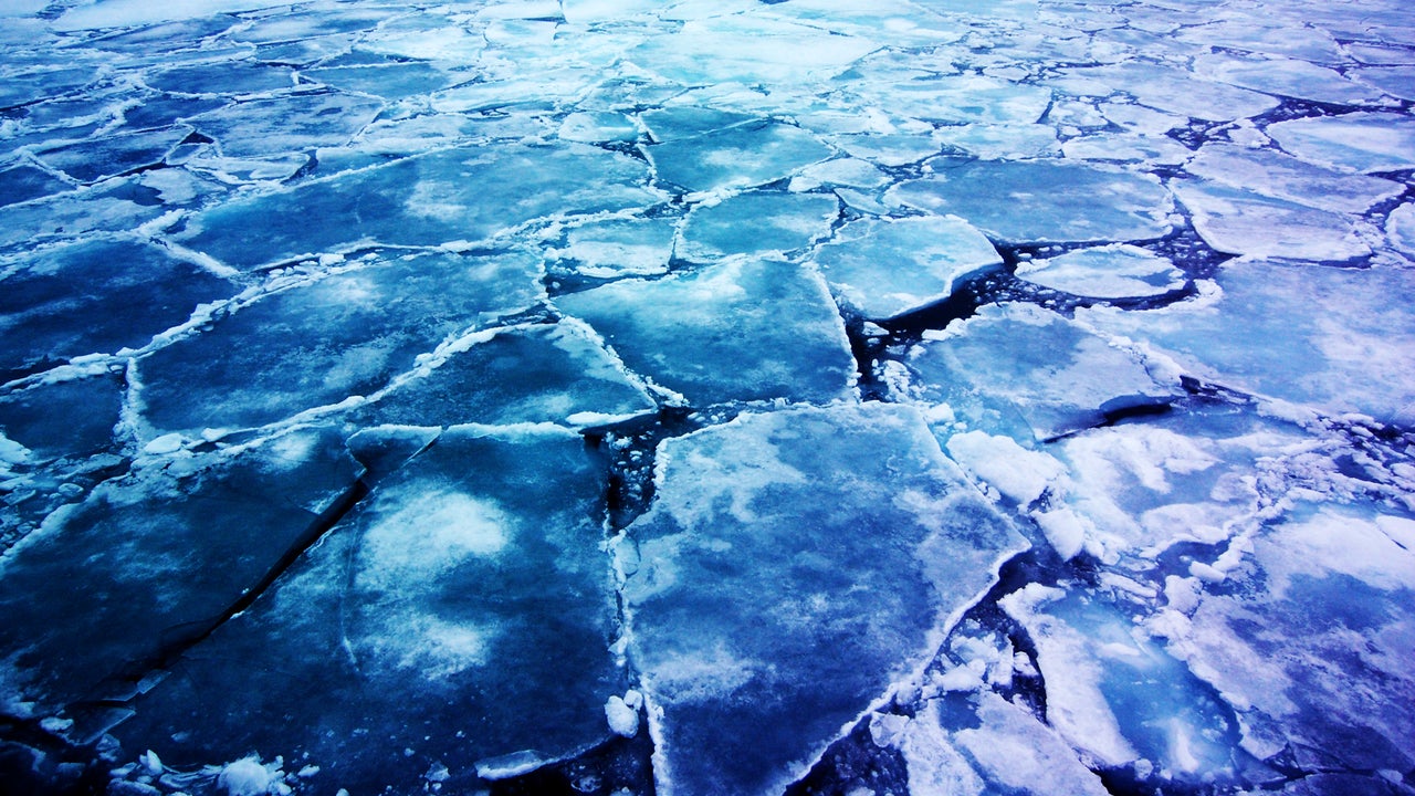 This map tracks melting Arctic sea ice from 1979 to present