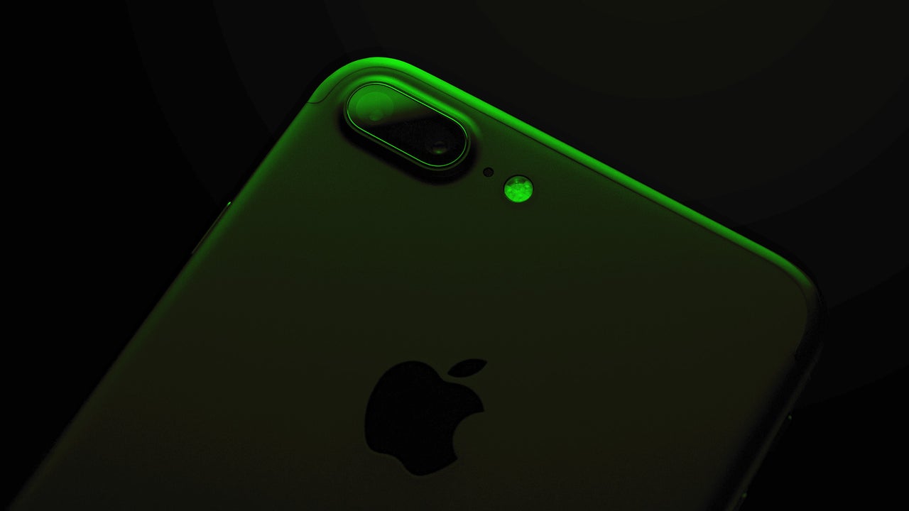 Apple Stock Soars As IPhone Sales Boost Blockbuster Earnings apple-stock-soars-as-iphone-sales-boost-blockbuster-earnings