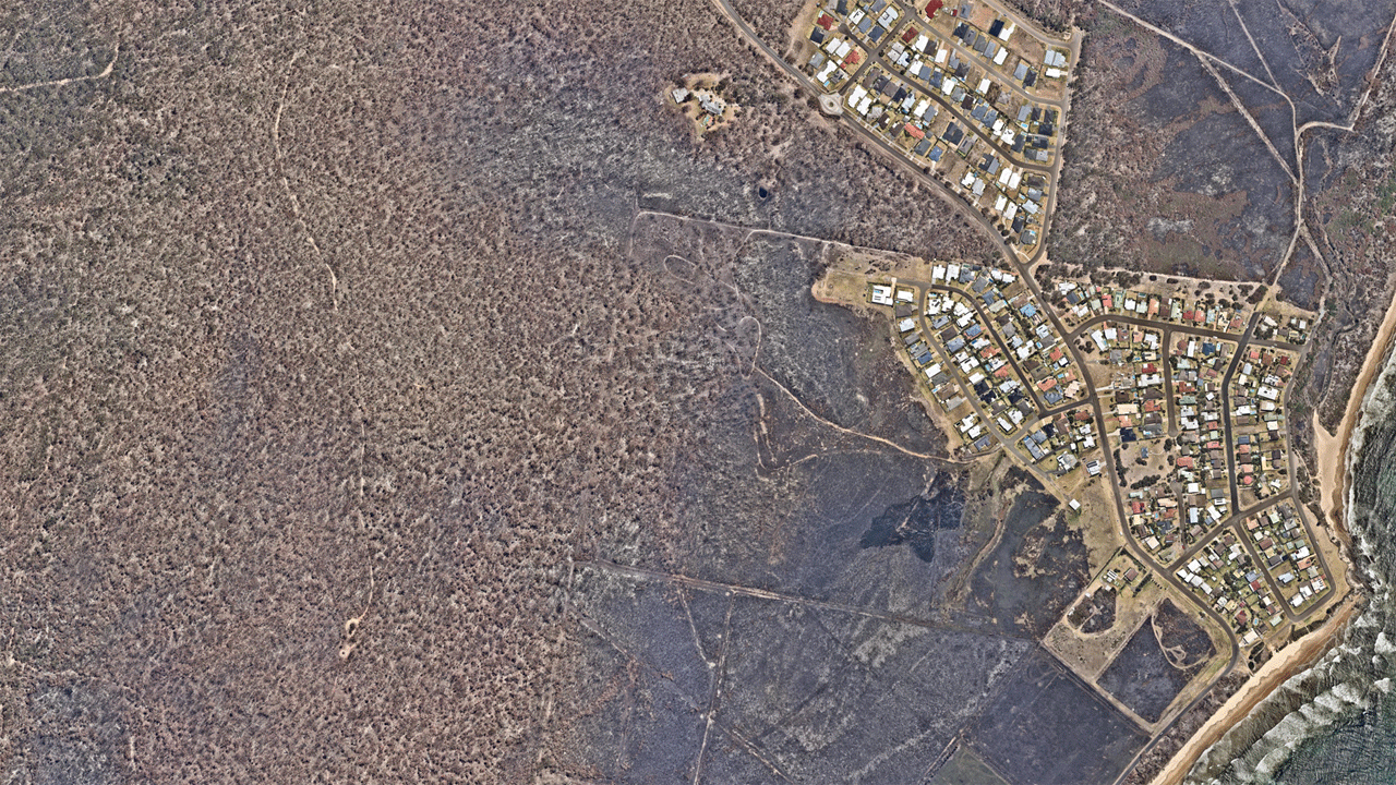 Australia bushfire photos, before and after, are harrowing