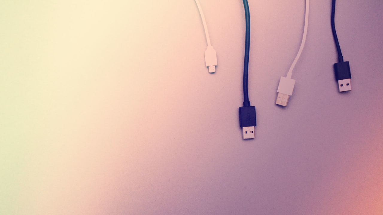 How to stay digitally connected with others in a healthy way